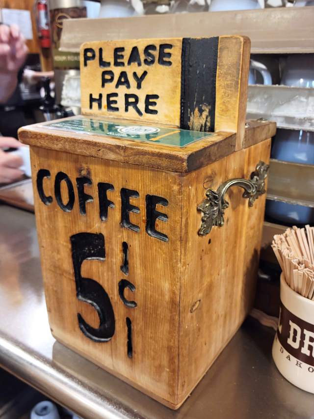 Visiting the Famous Wall Drug: A First Timer’s Guide | MPA Project Travels