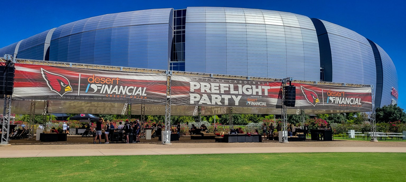 Attending an Arizona Cardinals Football Game: A First Timer’s Guide ...